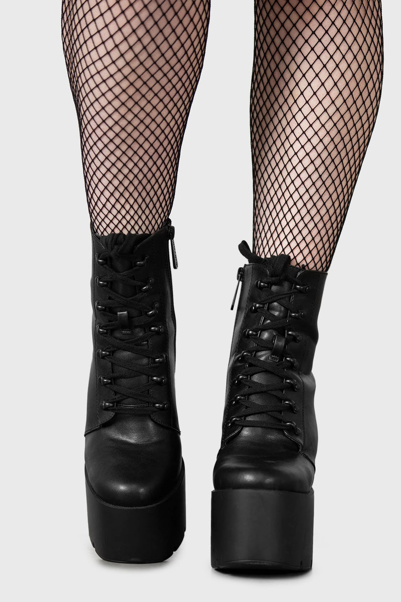 Crescent Boots | Killstar
