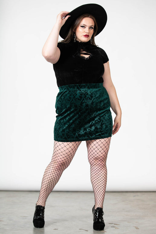 PLUS SIZE MINI SKIRTS | Killstar