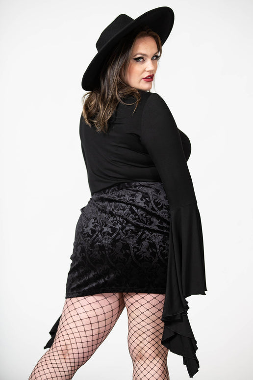 PLUS SIZE MINI SKIRTS | Killstar